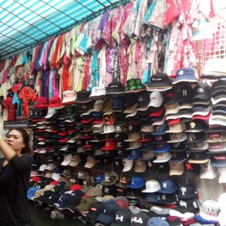 Ladies Market Hong Kong – Everything You Need to Know – thehkshopper.com